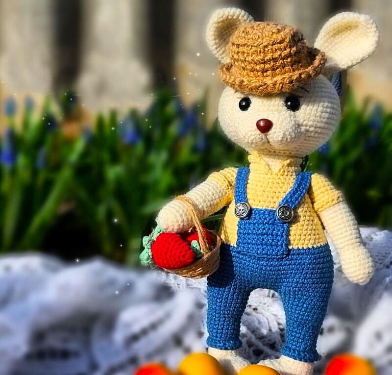 Farmer Crochet Bunny PDF Amigurumi Free Pattern - Lovelycraft