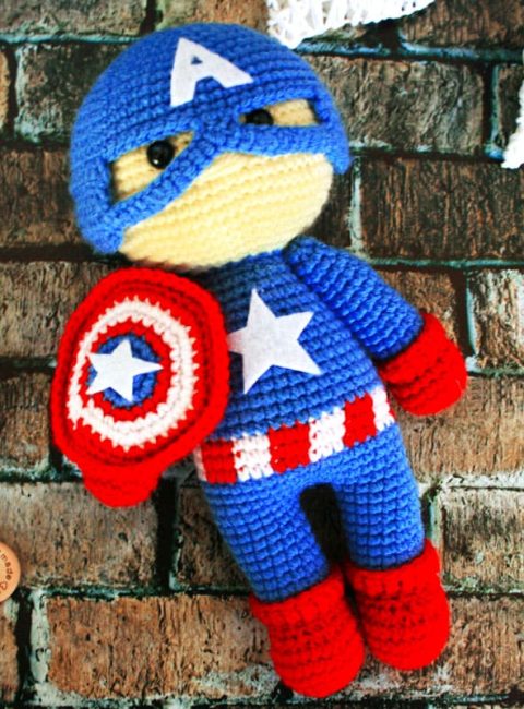 Crochet Captain America PDF Free Amigurumi Pattern - Lovelycraft